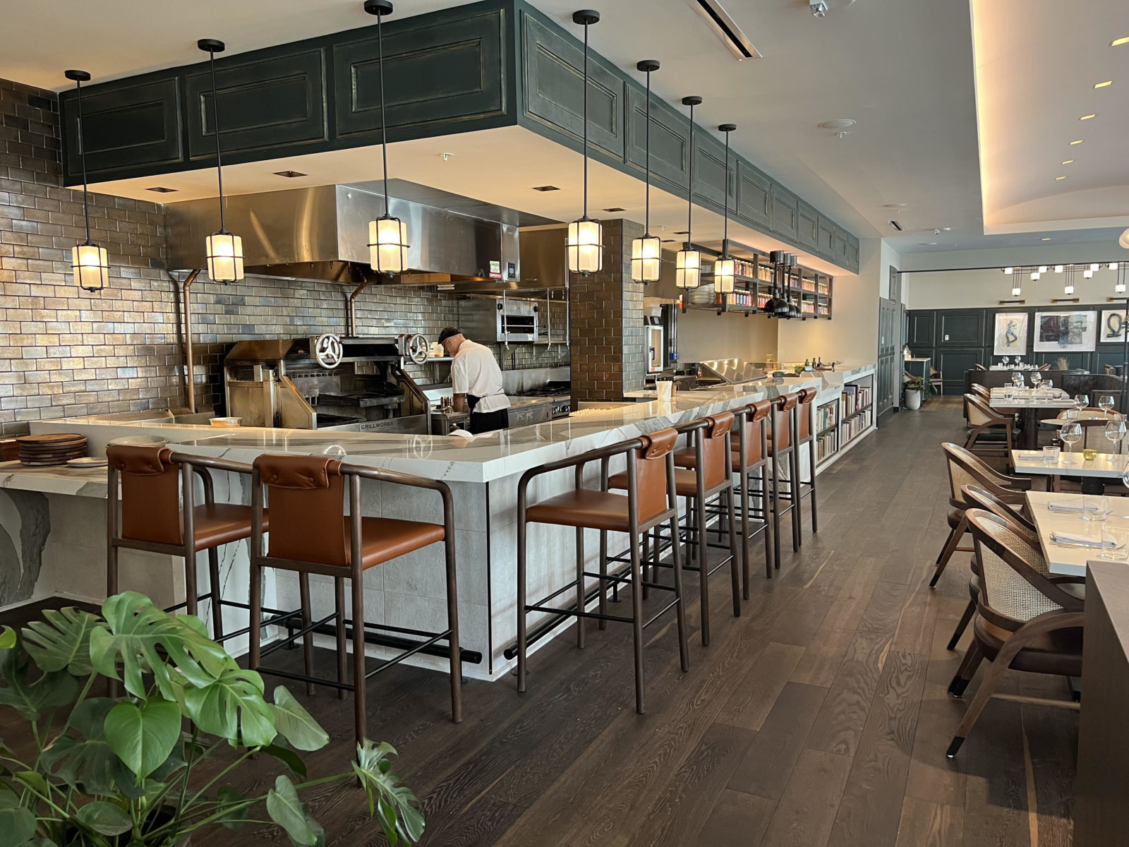 Savannah's Riverfront Hotel - swansonsignatureevents.com